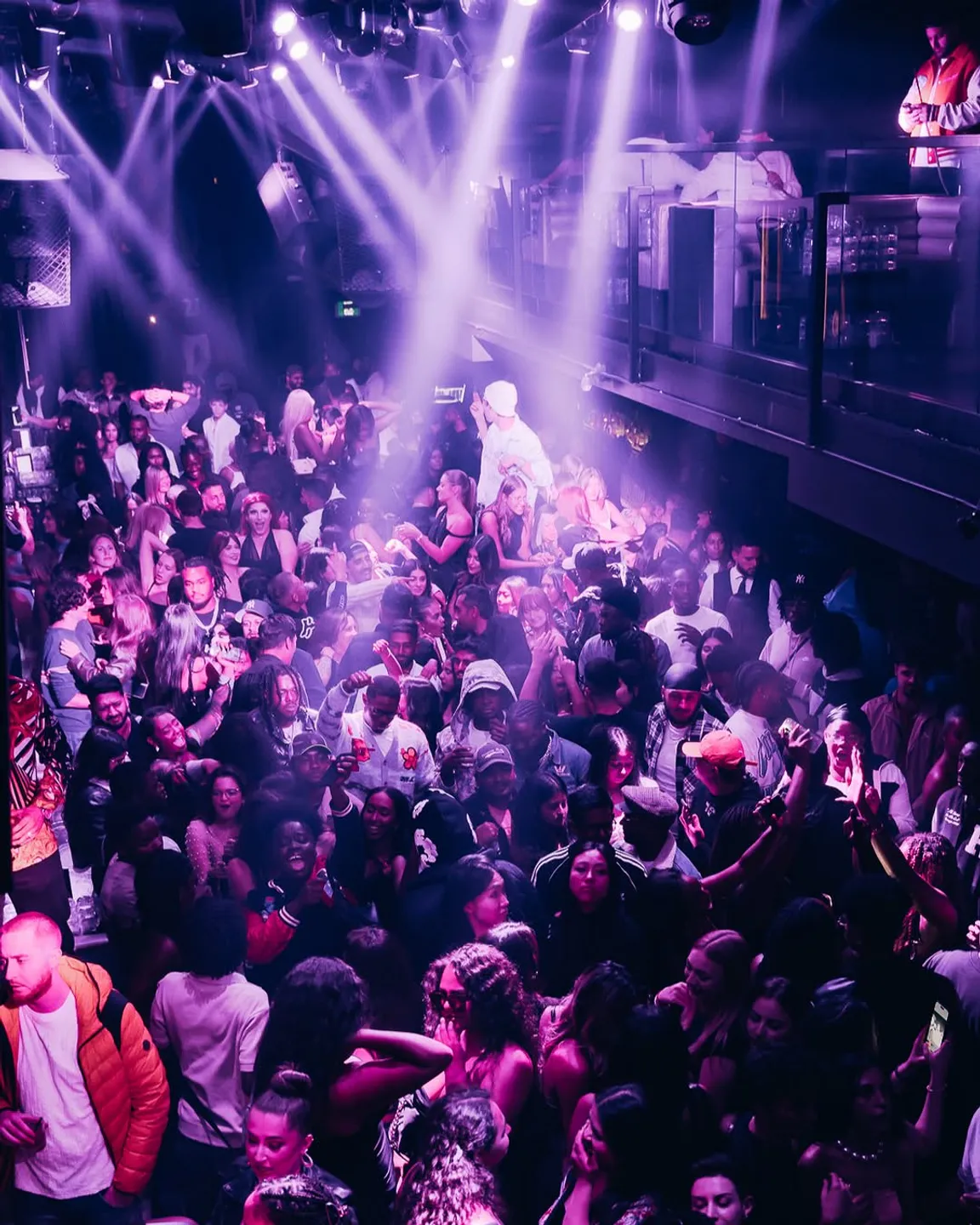 Best Nightclubs in Toronto | Alotea