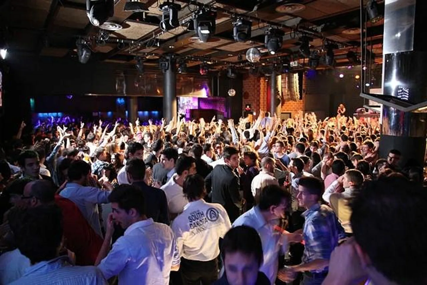 Pacha Barcelona Nightclub: Info, Events & Reservations