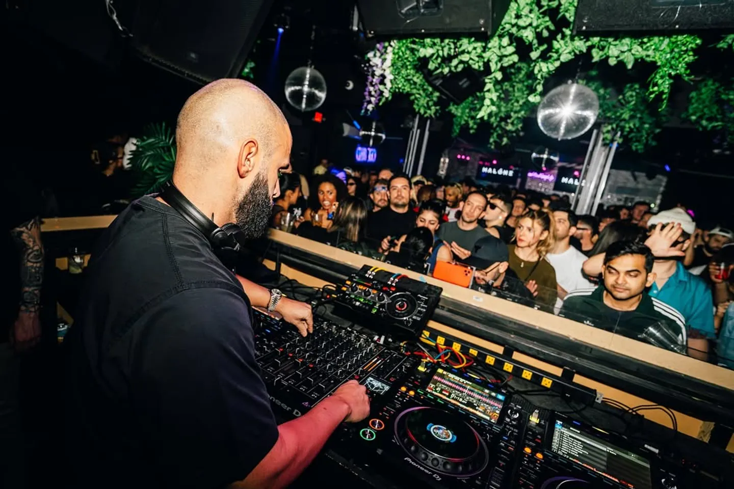 Foundation Room Las Vegas Nightclub: Info, Events & Reservations