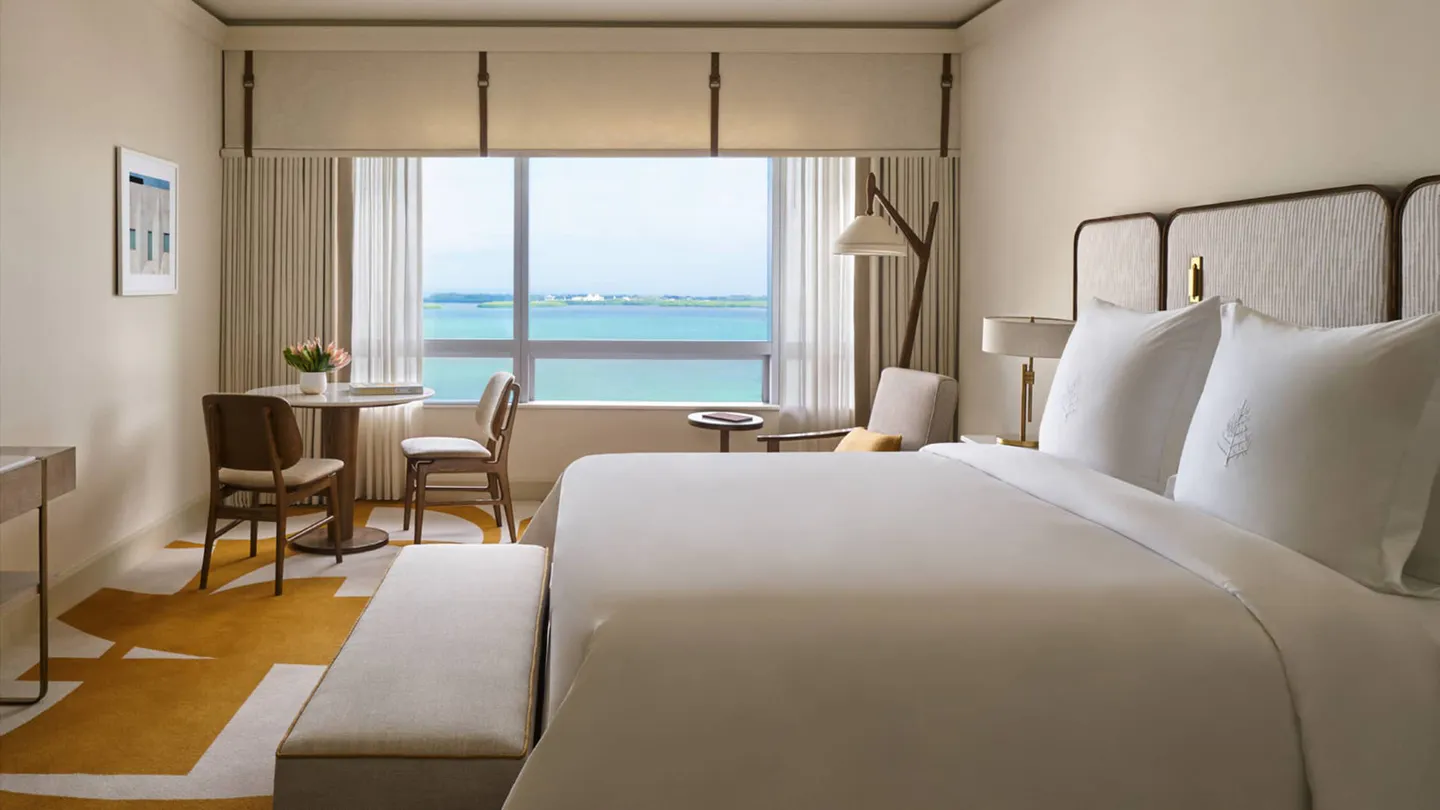 Loews Miami Beach Hotel: Hotel, Rooms & Reservations