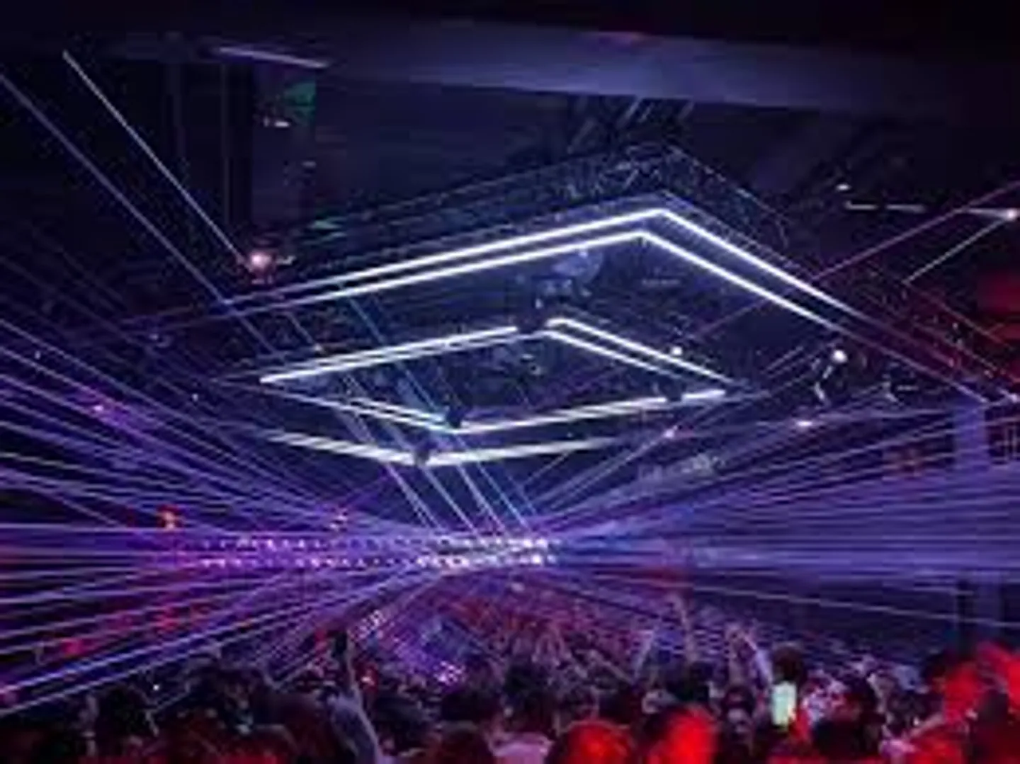 Best Nightclubs in Paris | Alotea