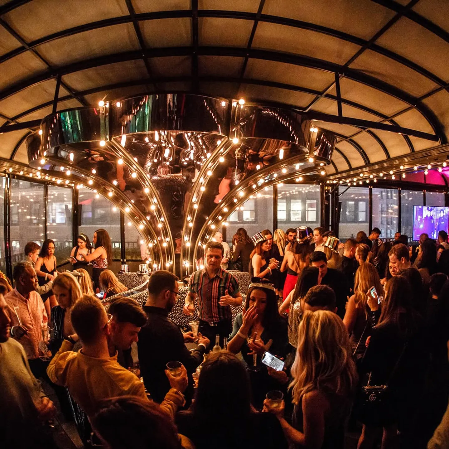 Magic Hour Rooftop & Bar New York City Restaurant: Info, Menu ...