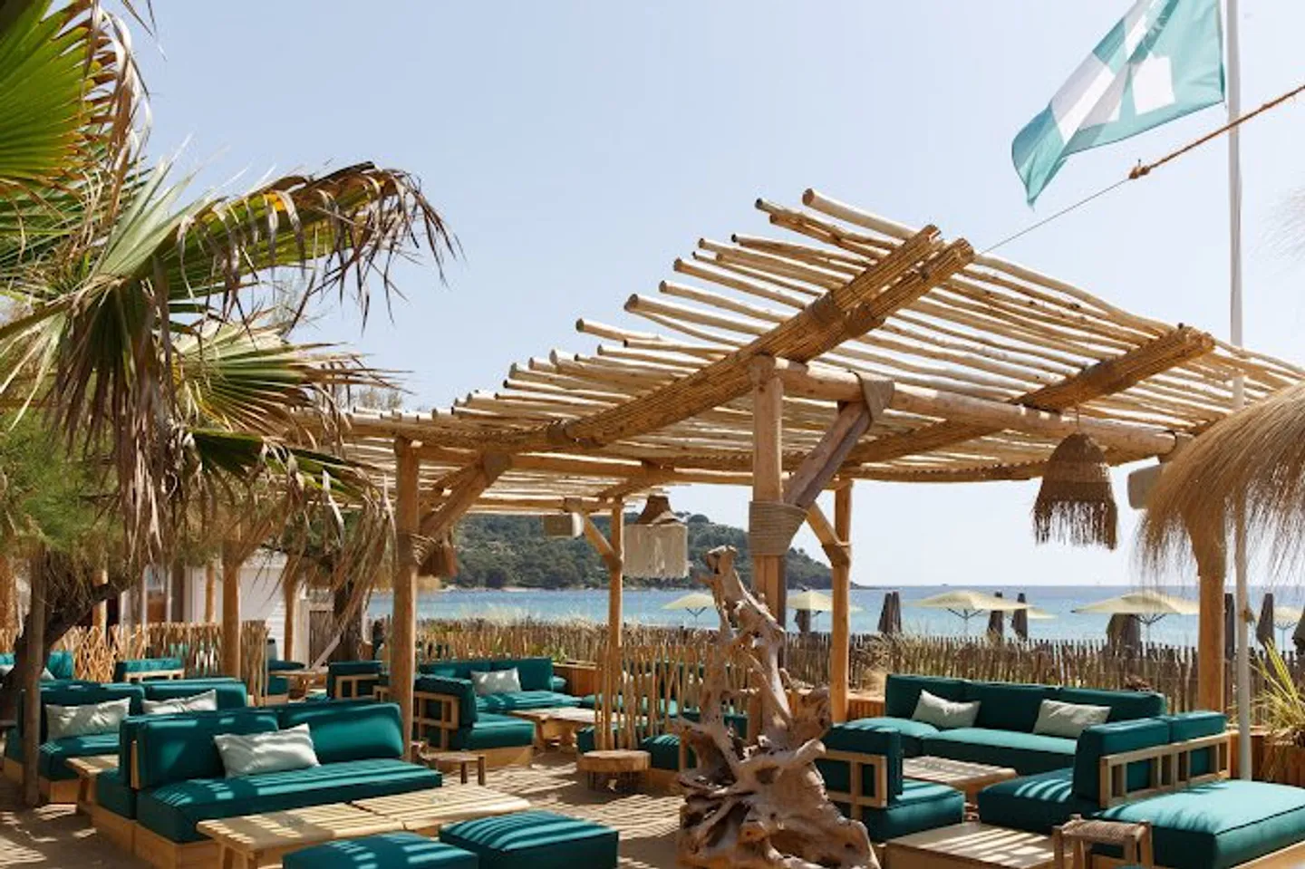 Tropezina Beach Saint-Tropez Beach Club: Sunbeds, Info & Reservations