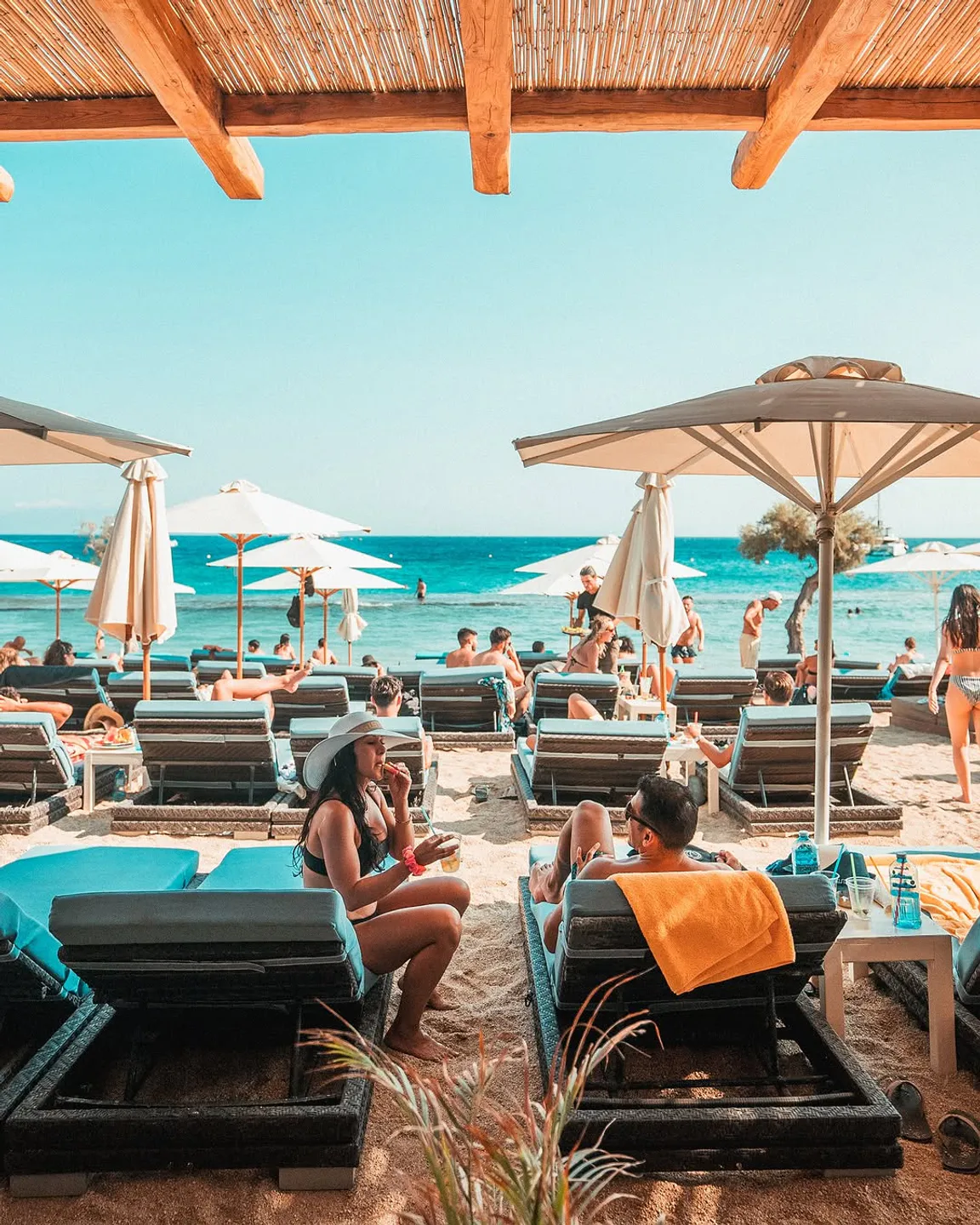 Jackie O' Beach Club Mykonos Beach Club: Sunbeds, Info & Reservations