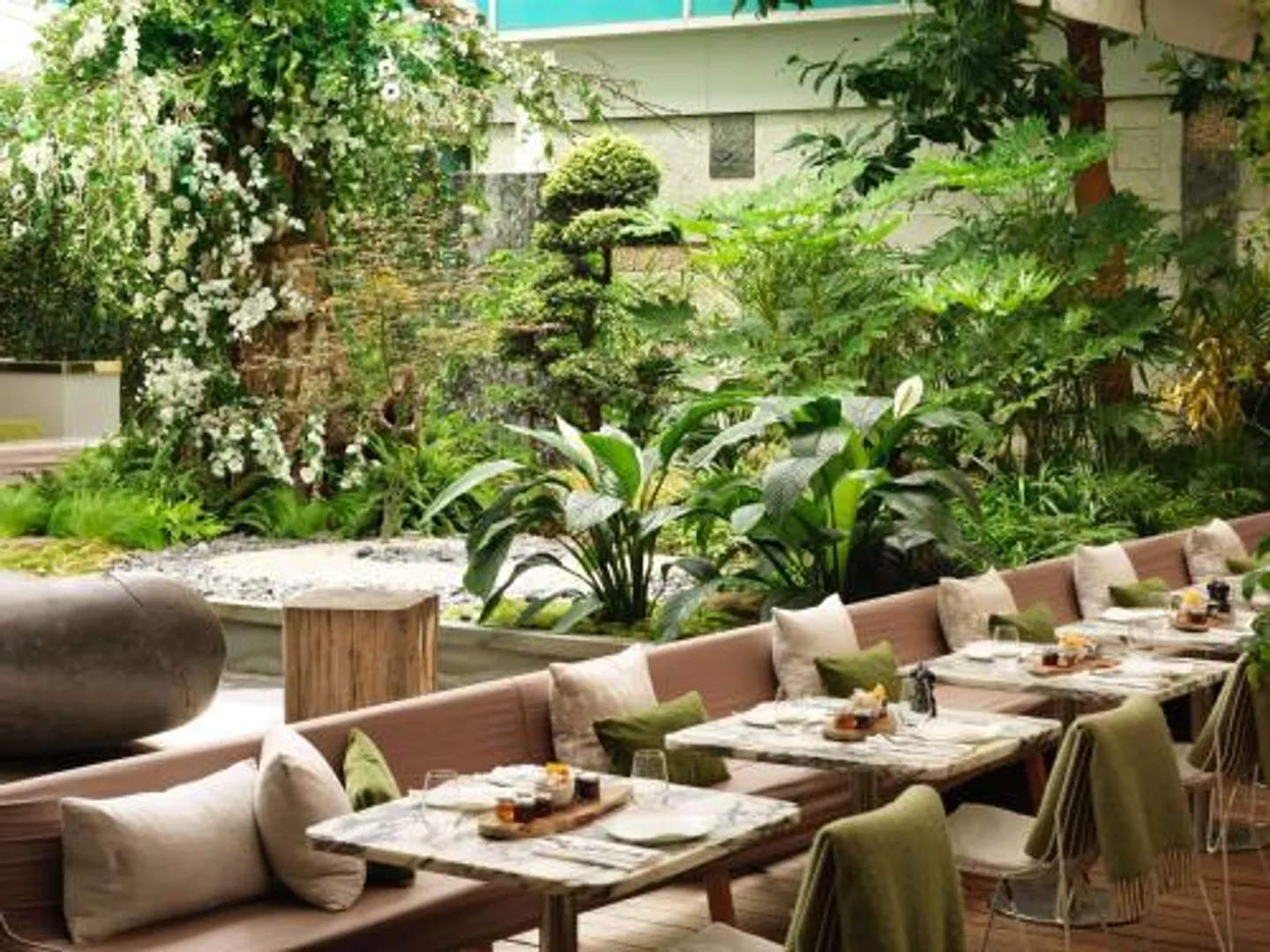Mercer Roof Terrace London Restaurant: Info, Menu & Reservations