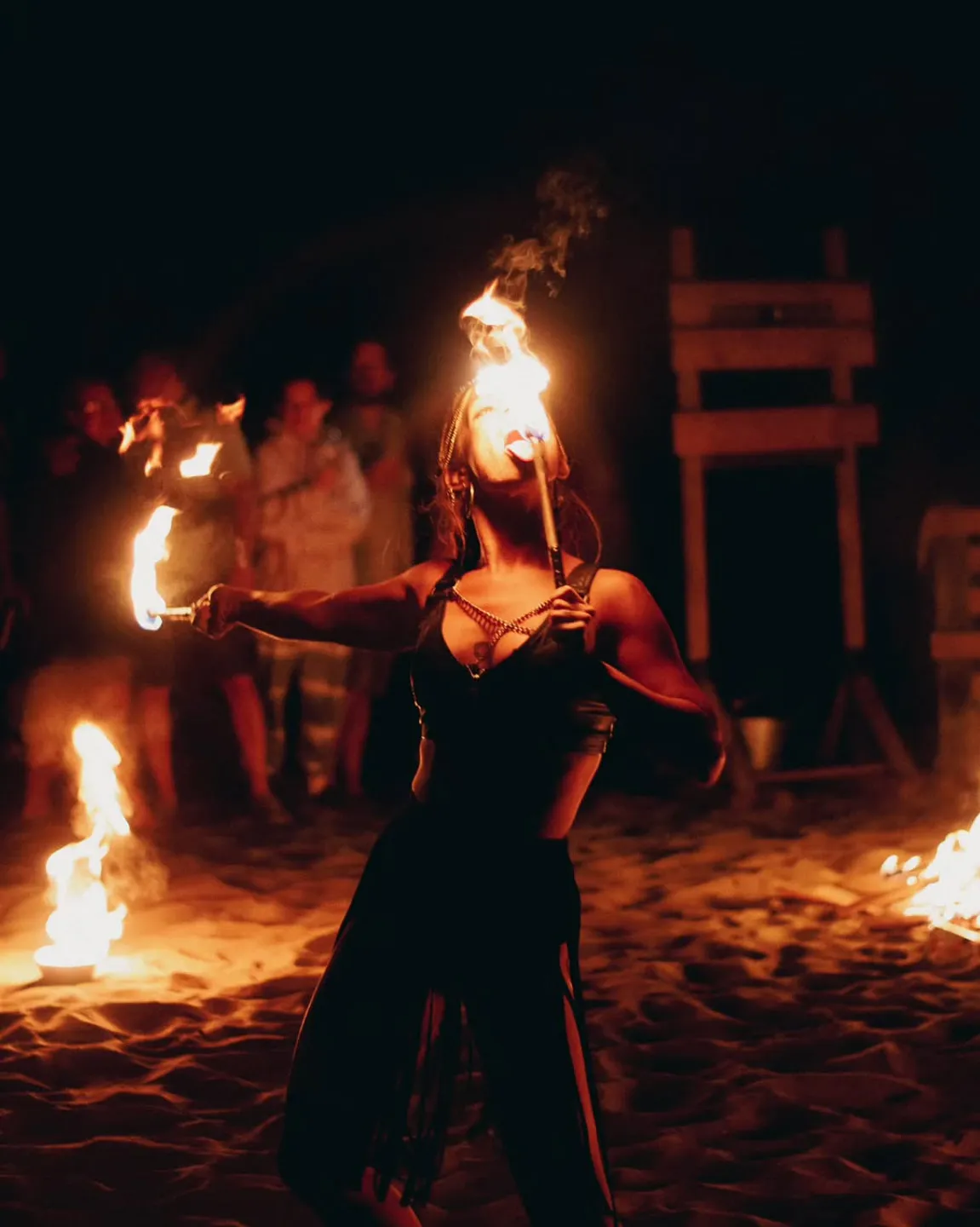 Luuma Beach Marbella Beach Club: Sunbeds, Info & Reservations