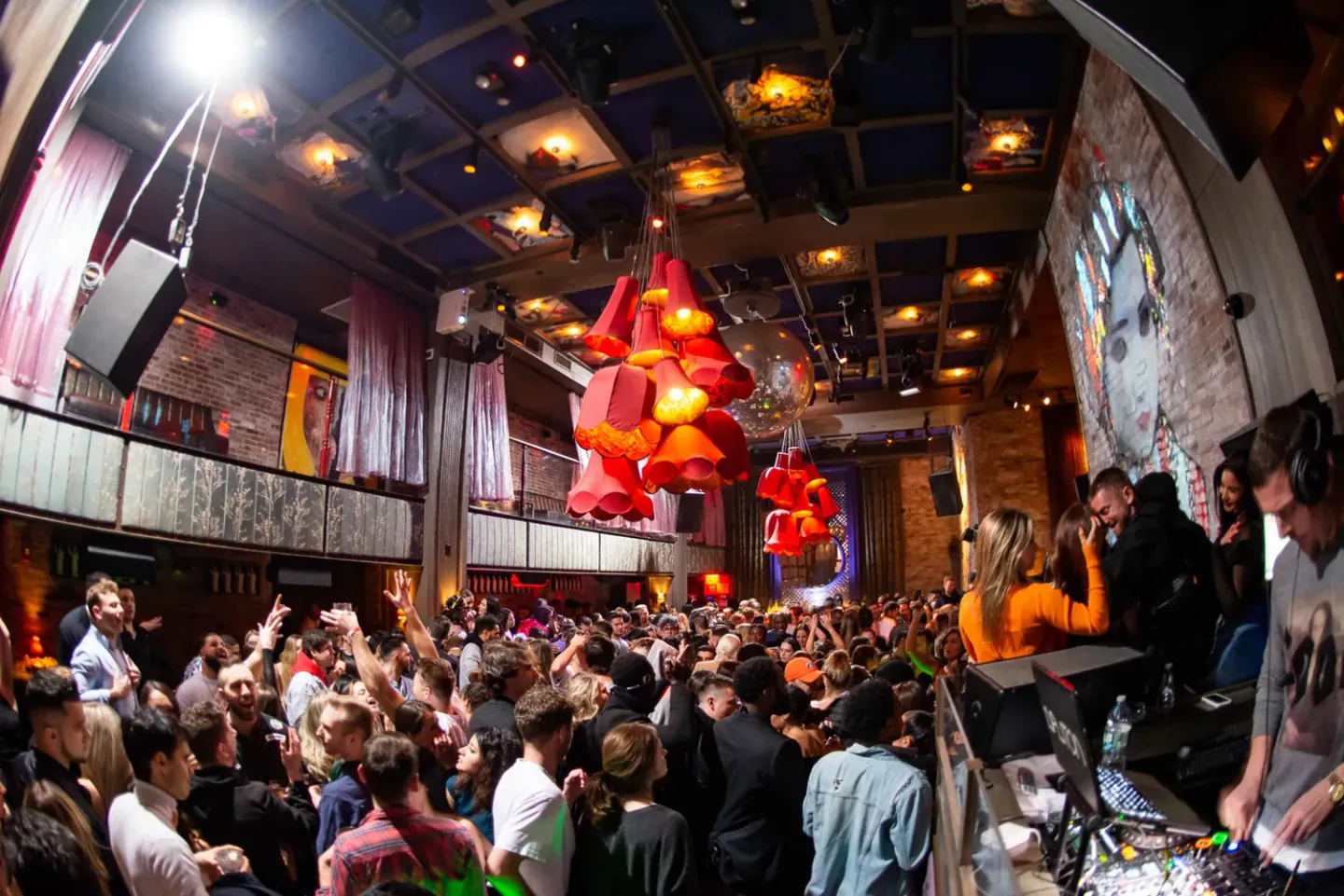 Summer Club New York City Nightclub: Info, Events & Reservations