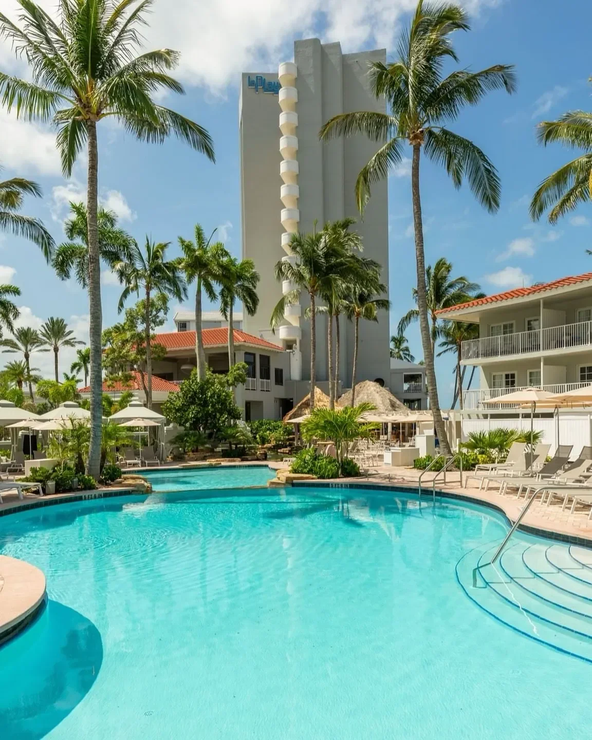 Sails Restaurant Naples Florida Reservations | Alotea Concierge