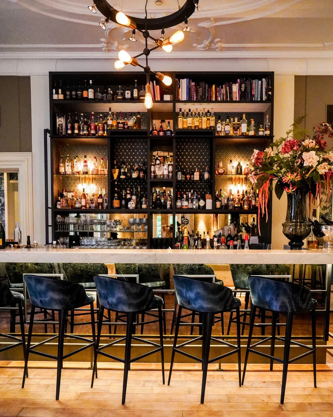 Top 10 Restaurants in The Hague | Alotea Concierge