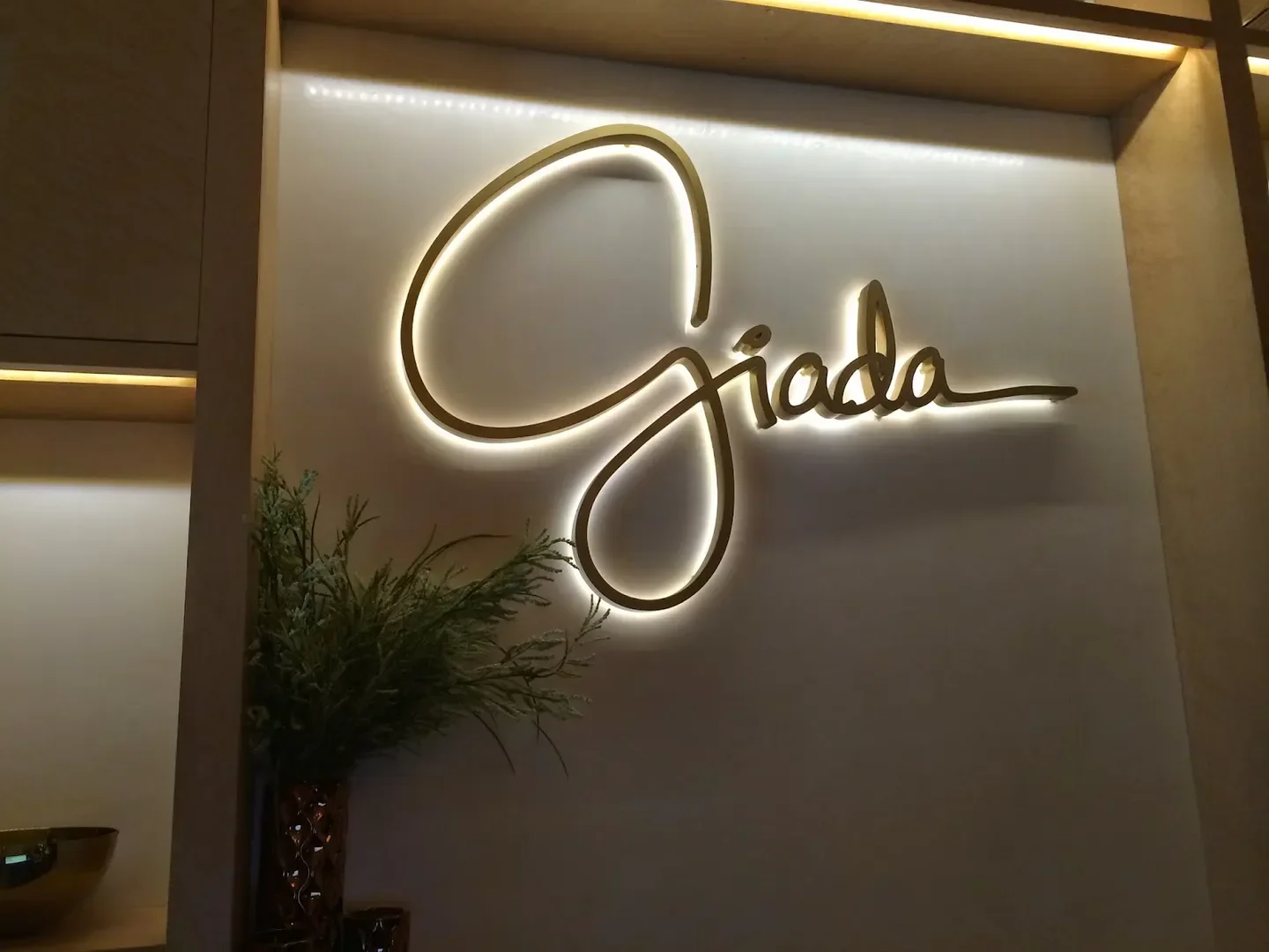 Giada Las Vegas Reservations | Alotea Concierge