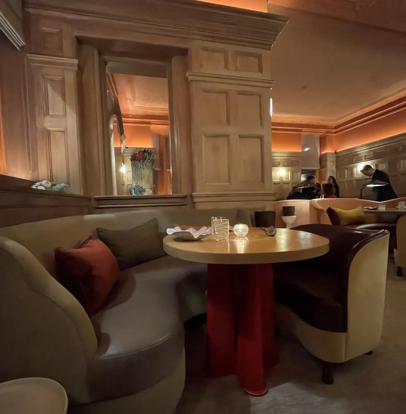 Hélène Darroze at The Connaught London Reservations | Alotea Concierge