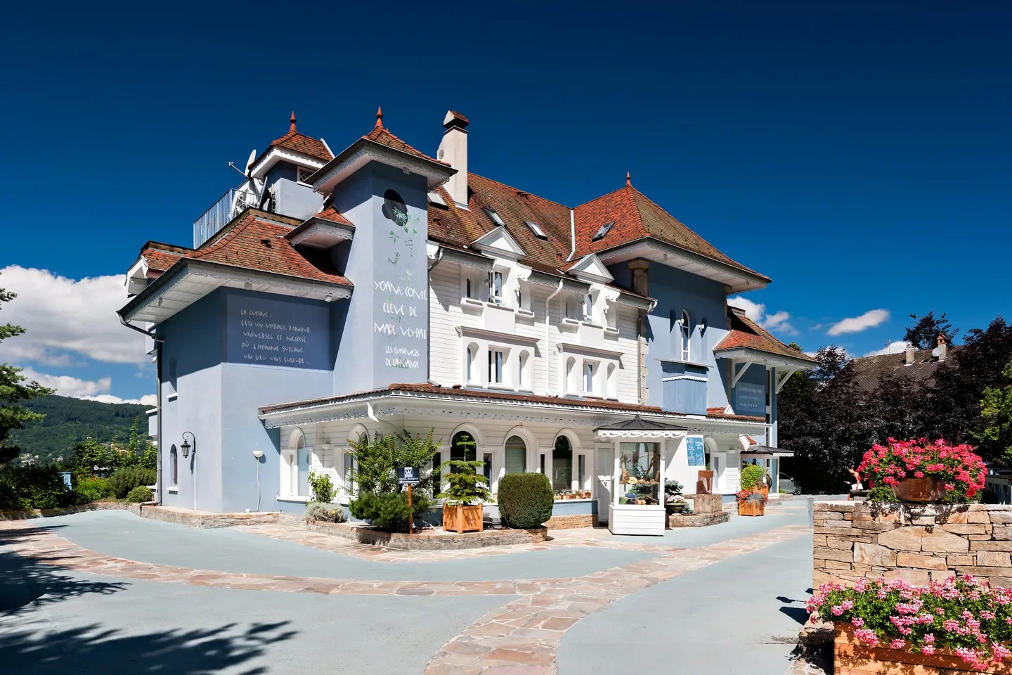 Best Farm to table Restaurants in Annecy | Alotea