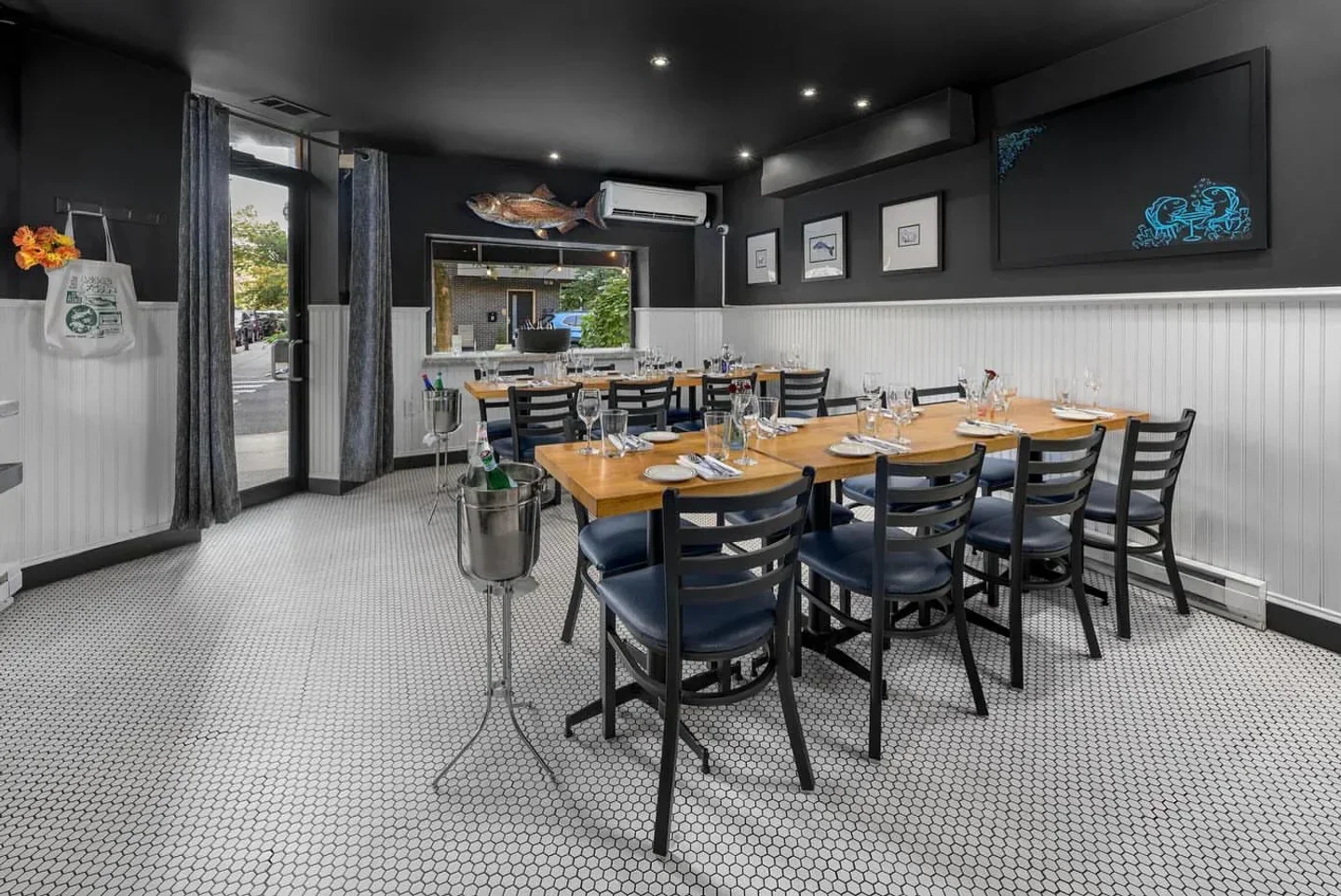 Amada Philadelphia Reservations | Alotea Concierge
