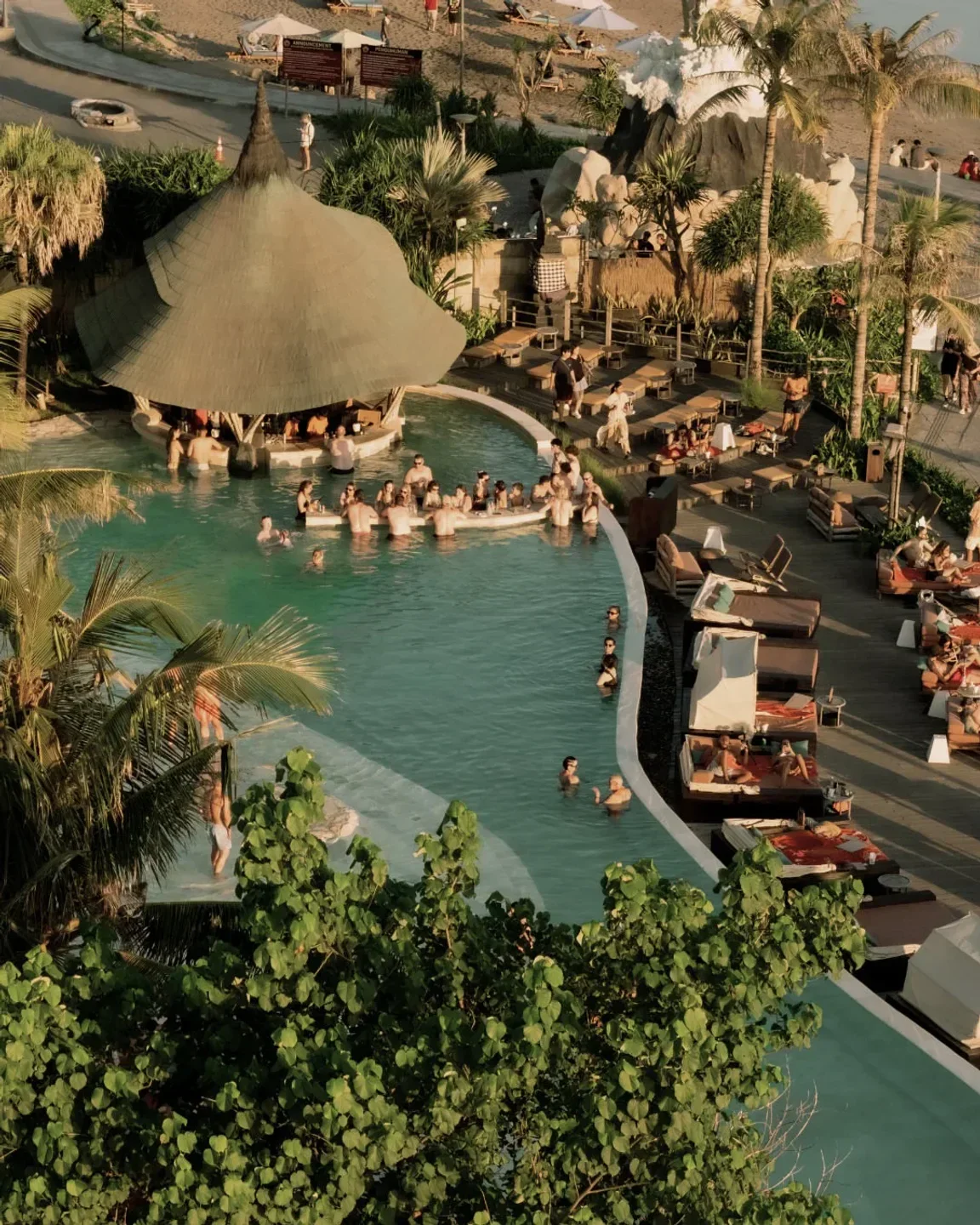 Finns Beach Club Bali Reservations | Alotea Concierge