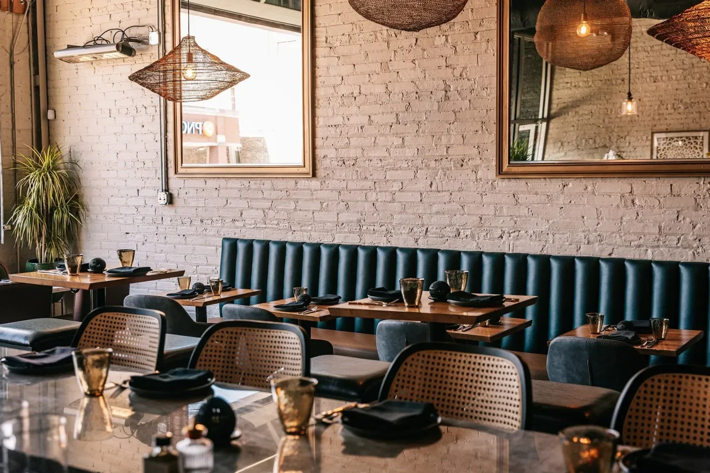 MIRRA Chicago Reservations | Alotea Concierge