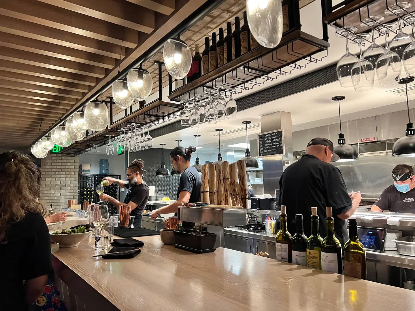 Khâluna Minneapolis Reservations | Alotea Concierge