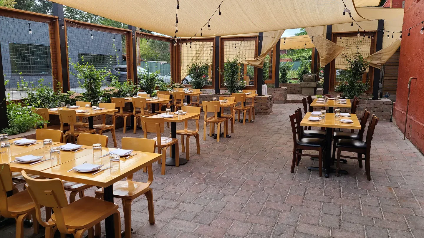 Le Pigeon Portland Reservations | Alotea Concierge
