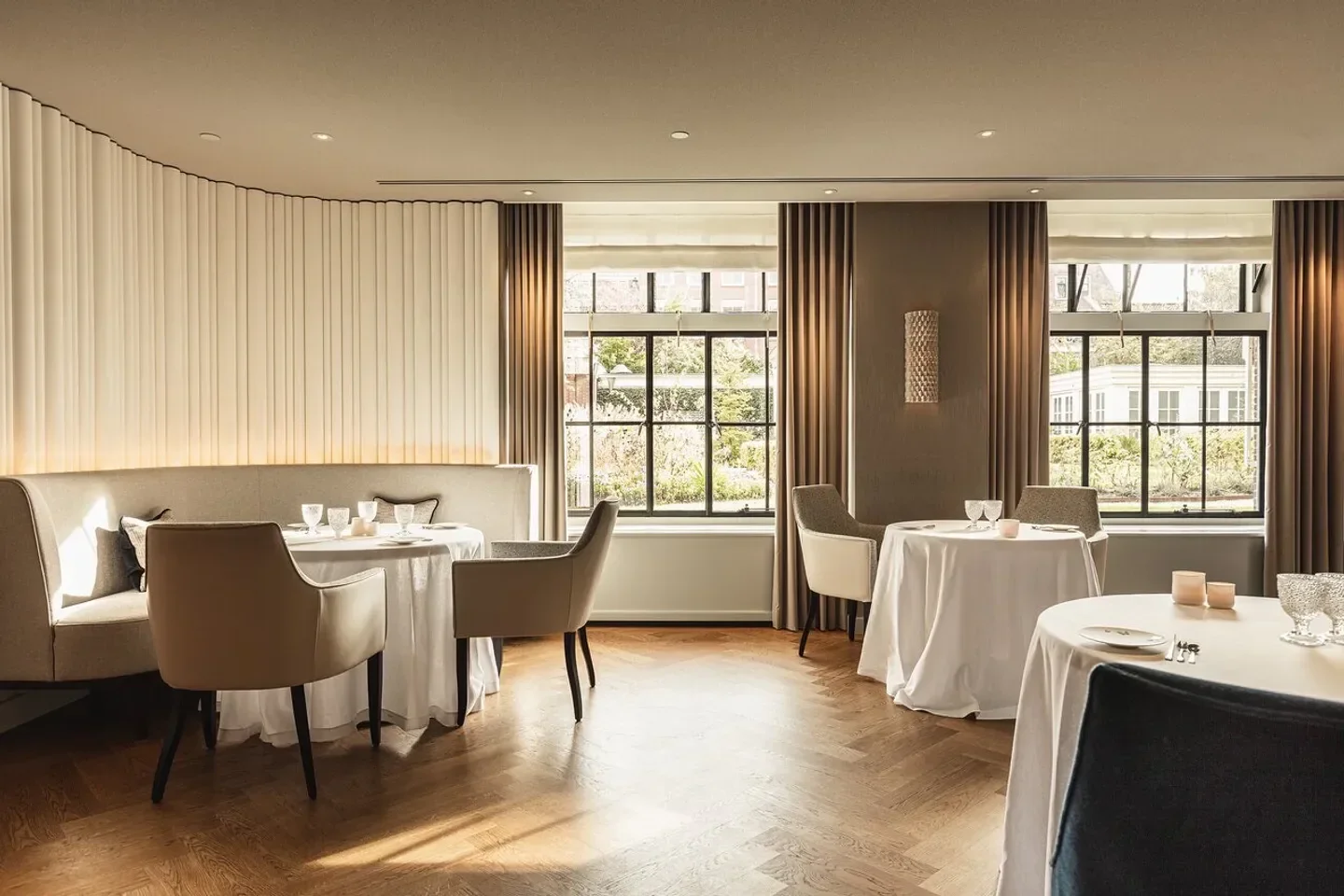 Zoldering Amsterdam Reservations | Alotea Concierge