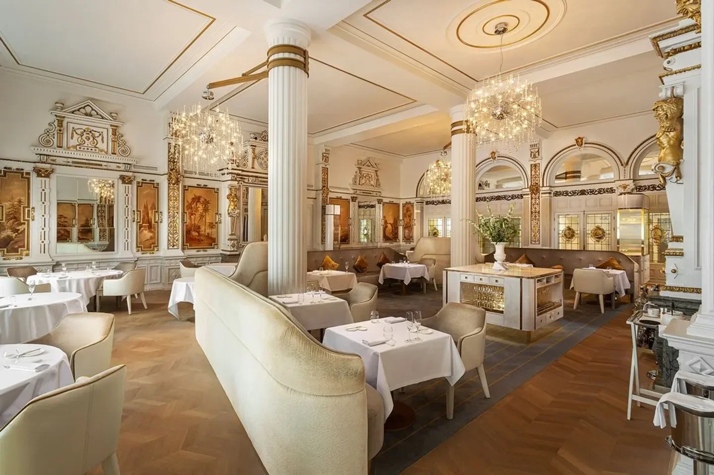 Zoldering Amsterdam Reservations | Alotea Concierge