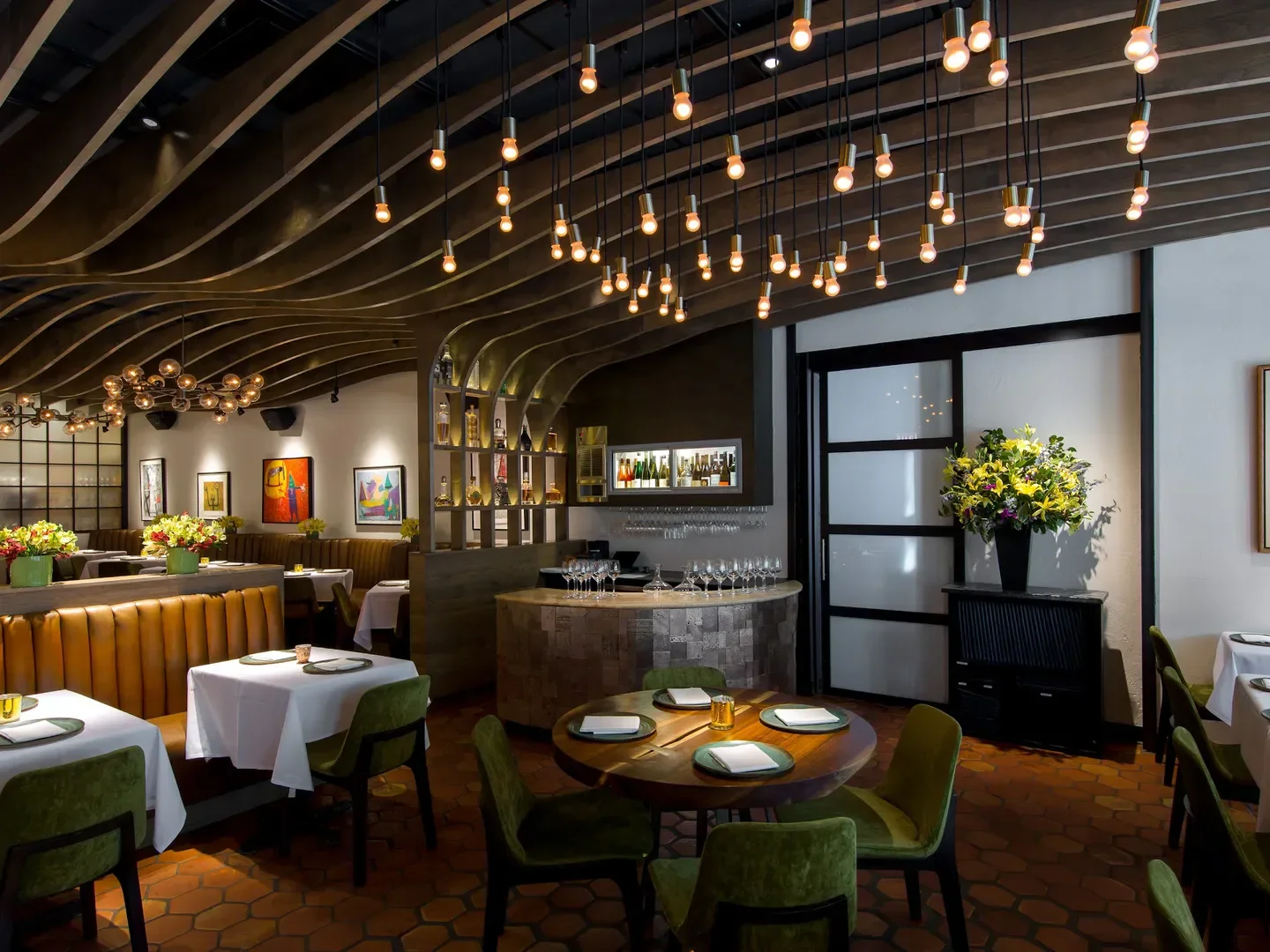 Obélix Chicago Reservations | Alotea Concierge