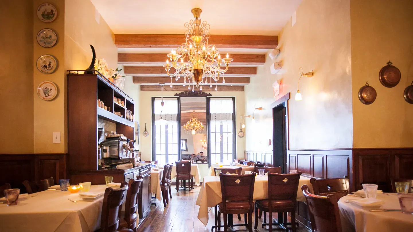 Amada Philadelphia Reservations | Alotea Concierge