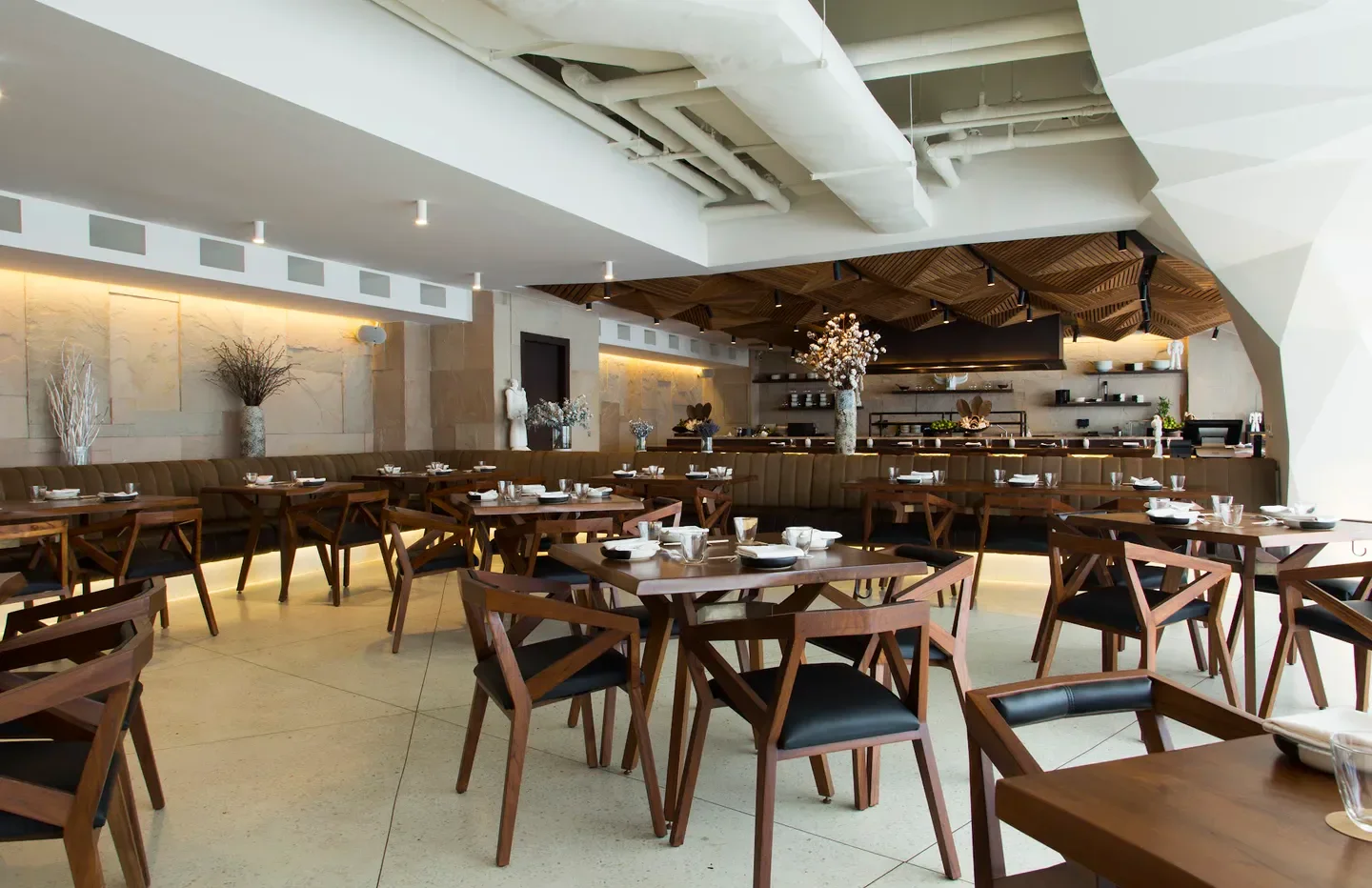Top 10 Restaurants in Kuwait | Alotea Concierge