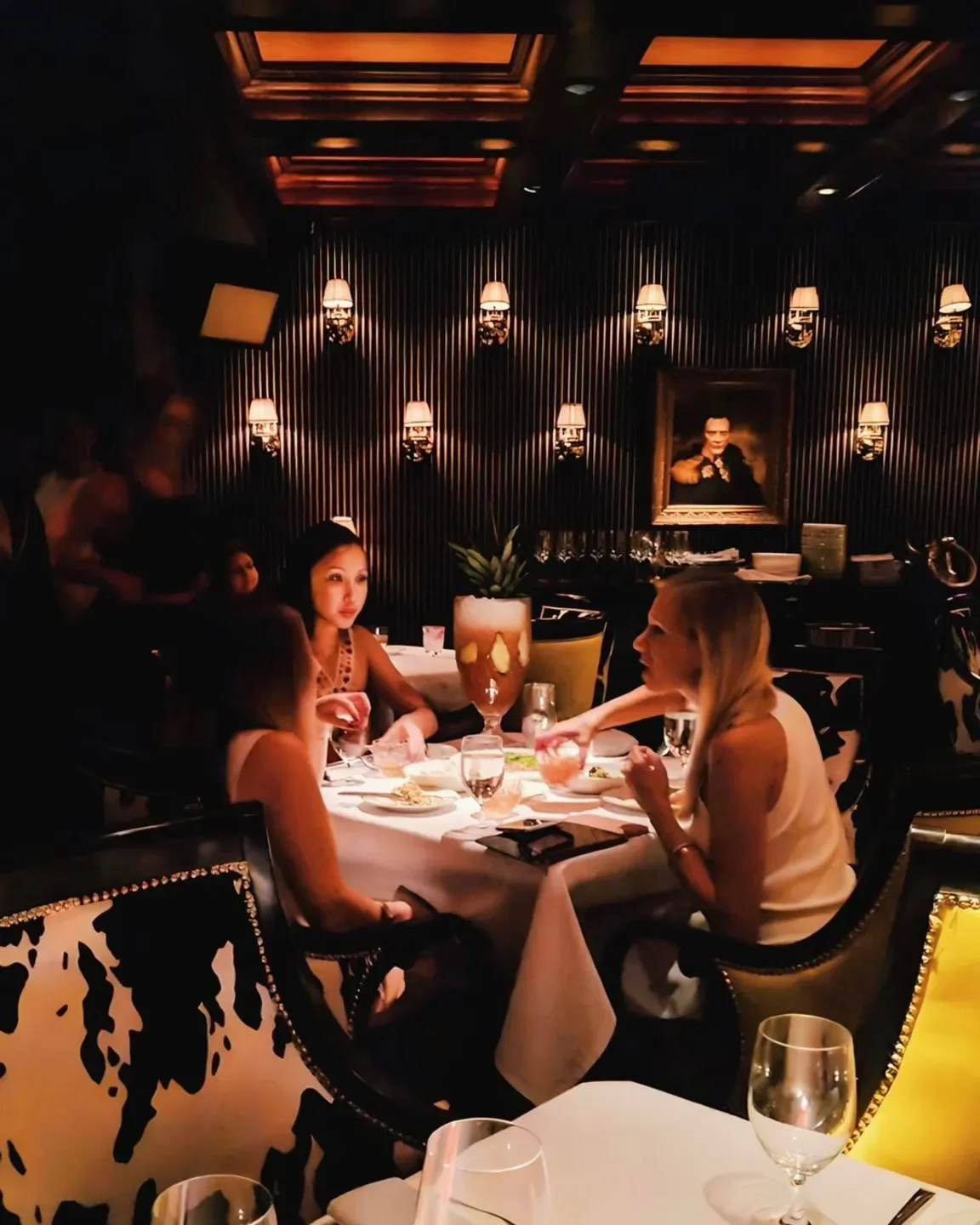 Mamma Maria Boston Reservations | Alotea Concierge